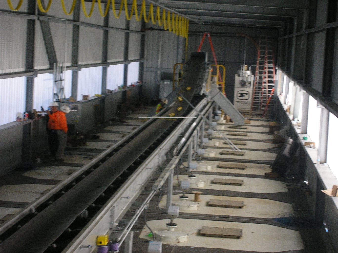 Structure for Large Bulk Material Handling and Storage: Case Study